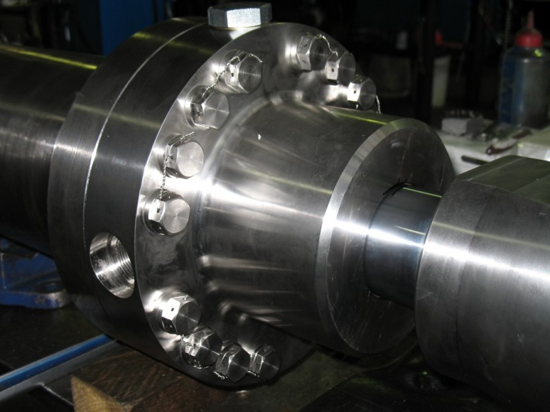 BOLTED DESIGN | Hydraulic cylinder design and manufacturing Australia ...